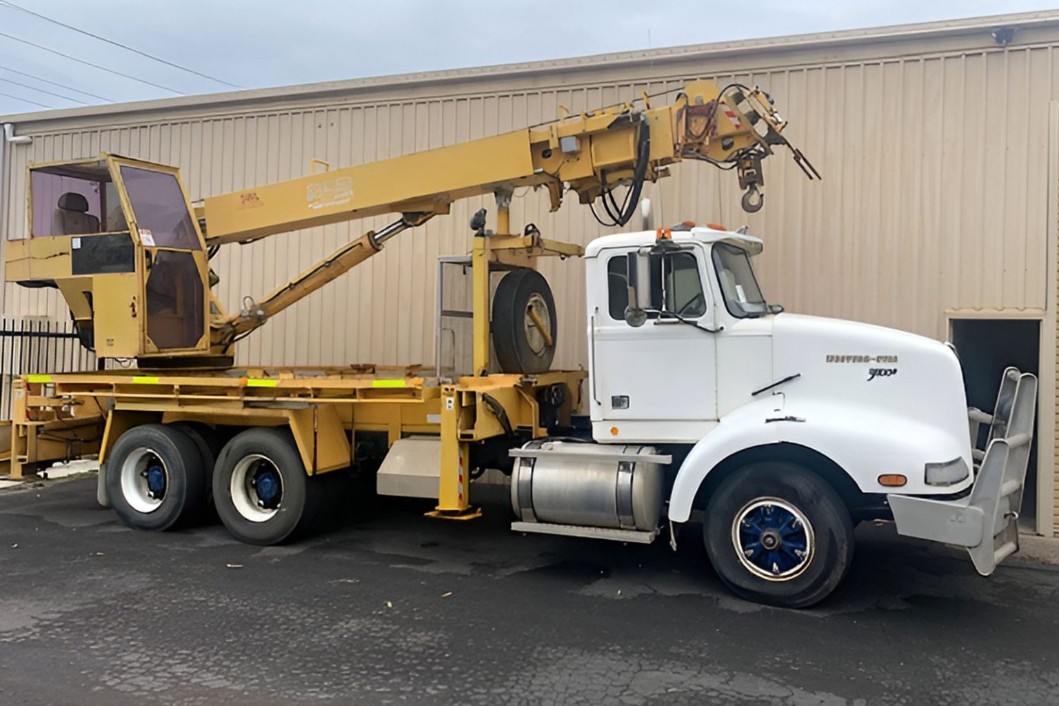 Port Macquarie Re-certifications of EWPs Crane Borers Truck Mounted ...